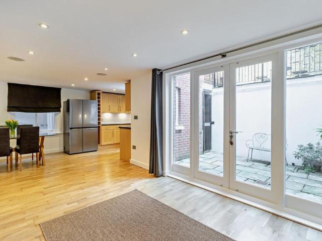 2 bedroom apartment to rent