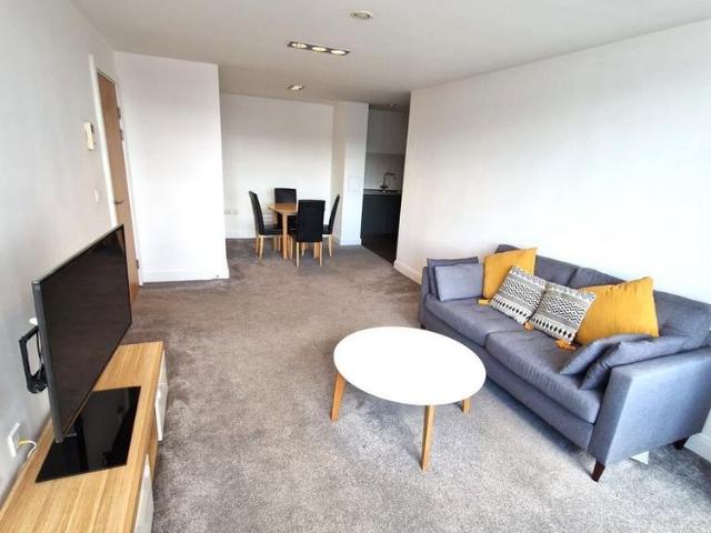 2 bedroom apartment to rent