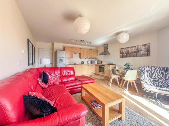 2 bedroom apartment to rent
