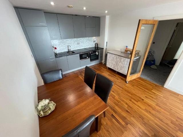 2 bedroom apartment to rent