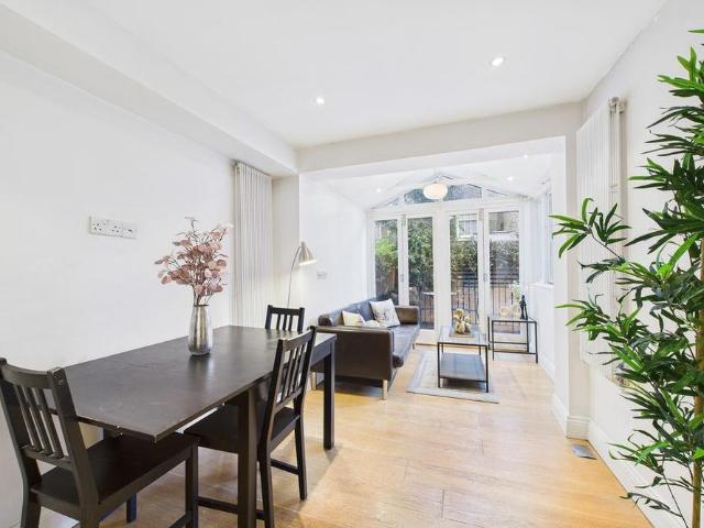 2 bedroom apartment to rent