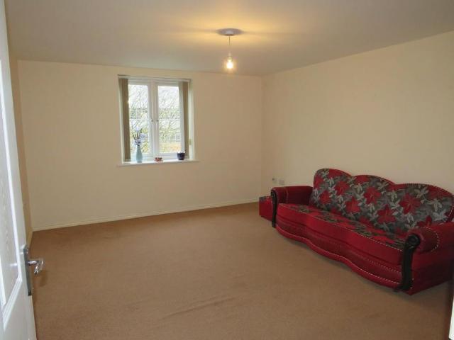 2 bedroom apartment to rent