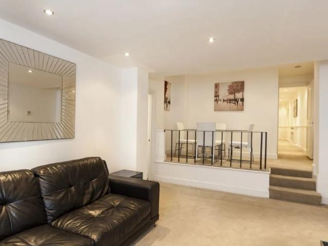 2 bedroom apartment to rent