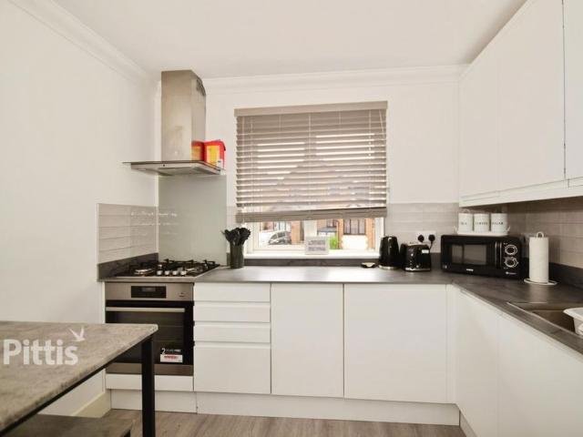 2 bedroom apartment to rent