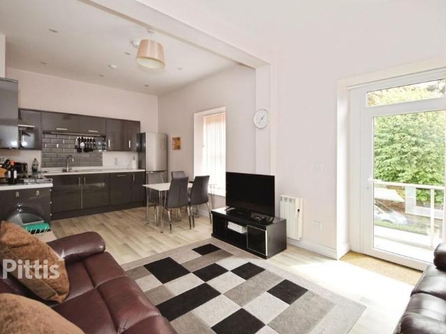 2 bedroom apartment to rent