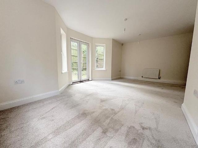 2 bedroom apartment to rent