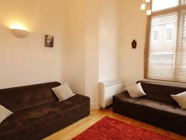 2 bedroom apartment to rent