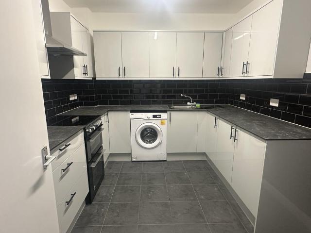 2 bedroom apartment to rent