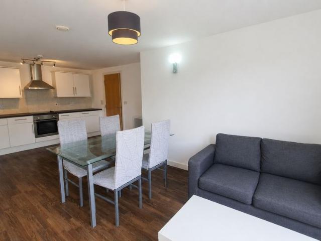 2 bedroom apartment to rent