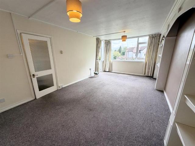 2 bedroom apartment to rent