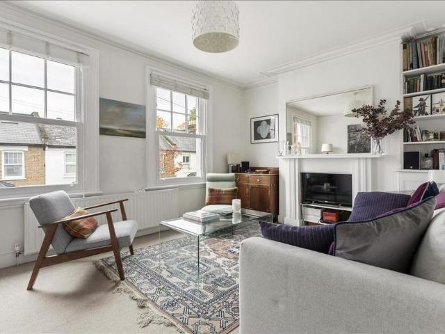 2 bedroom apartment to rent