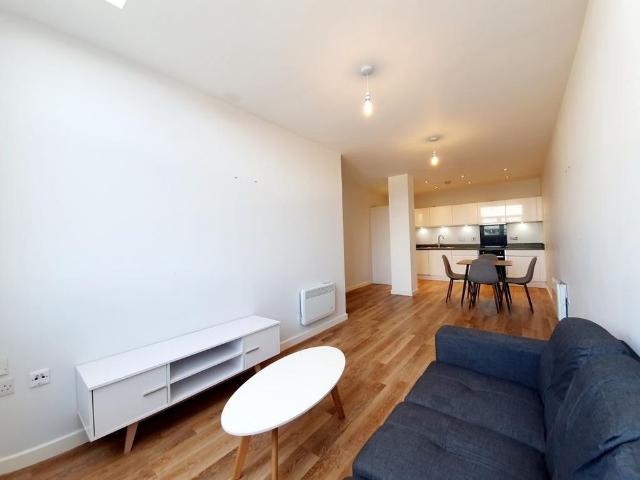 2 bedroom apartment to rent