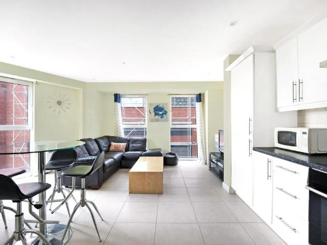 2 bedroom apartment to rent