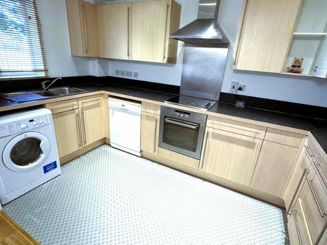 2 bedroom apartment to rent