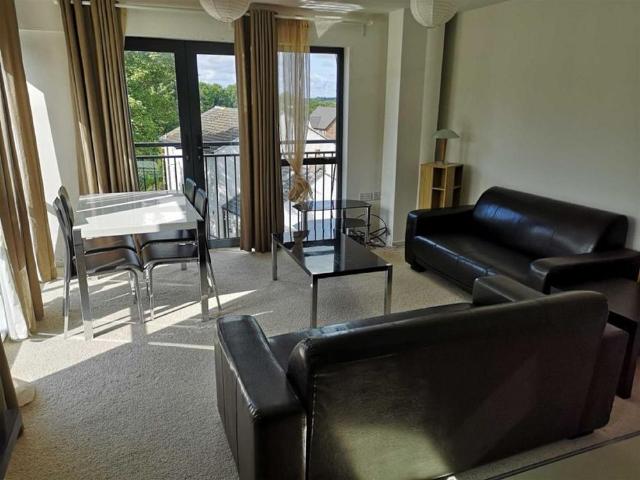 2 bedroom apartment to rent