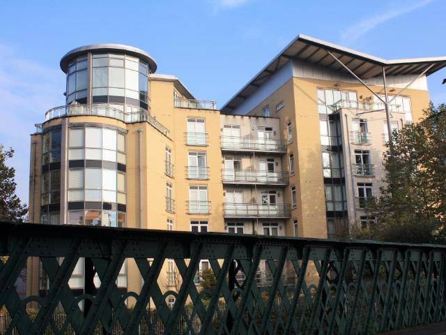 2 bedroom apartment to rent