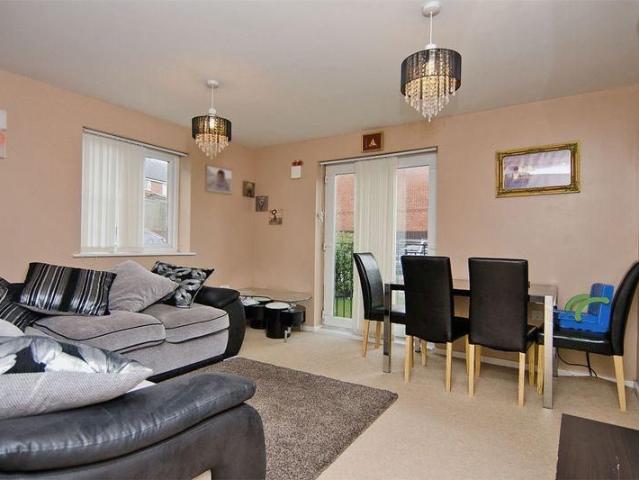 2 bedroom apartment to rent