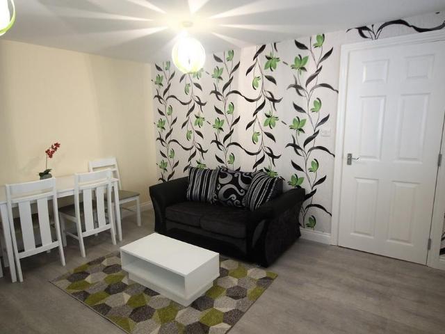 2 bedroom apartment to rent