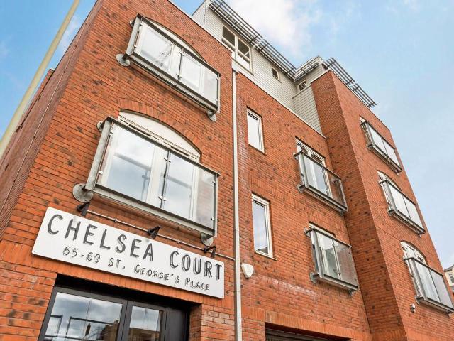 2 bedroom apartment to rent