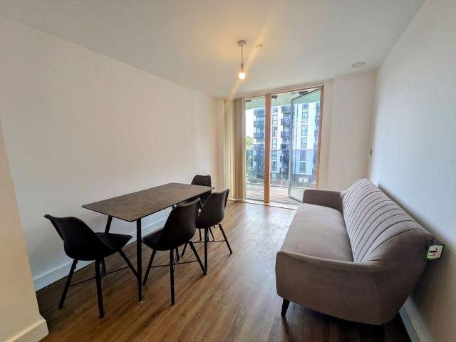 2 bedroom apartment to rent