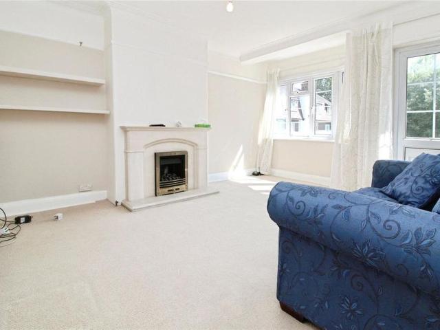 2 bedroom apartment to rent