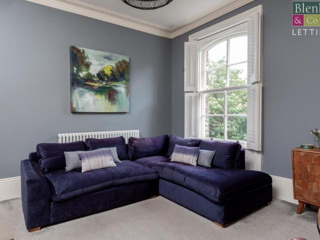 2 bedroom apartment to rent
