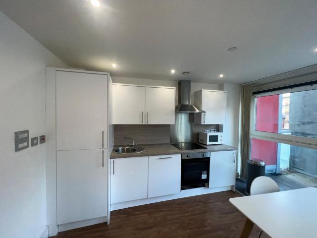 2 bedroom apartment to rent