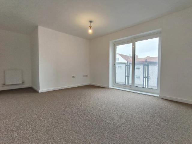2 bedroom apartment to rent