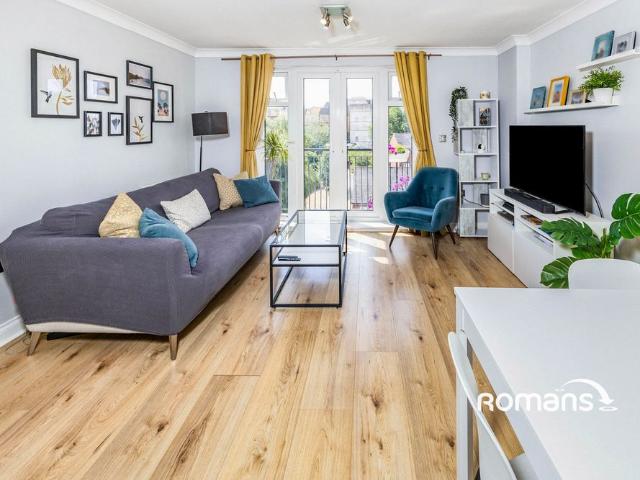 2 bedroom apartment to rent