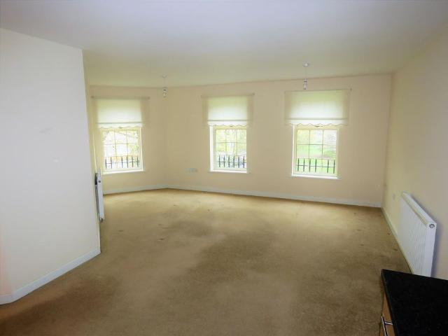 2 bedroom apartment to rent