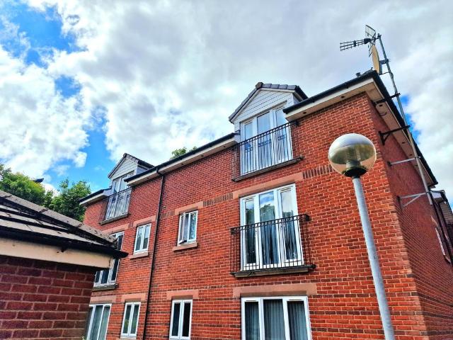 2 bedroom apartment to rent