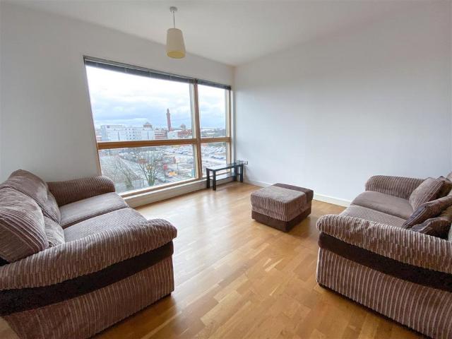2 bedroom apartment to rent
