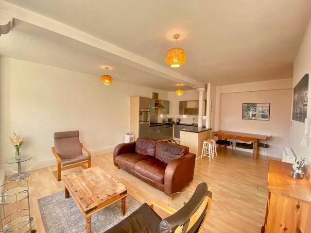 2 bedroom apartment to rent