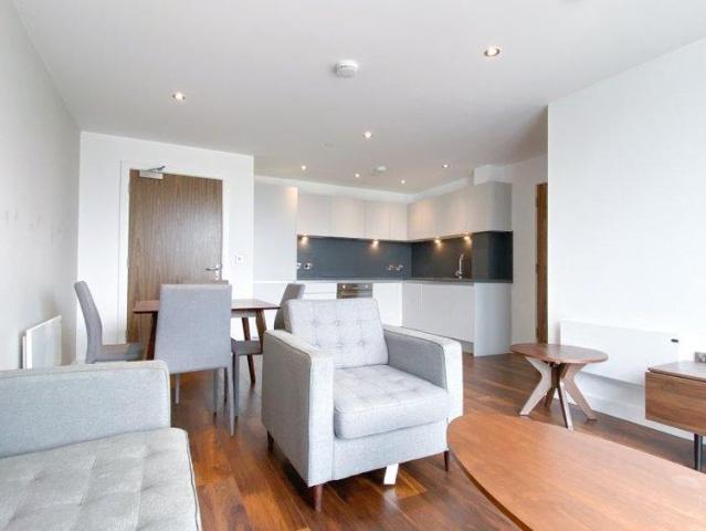 2 bedroom apartment to rent