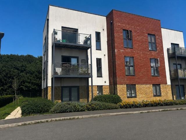 2 bedroom apartment to rent