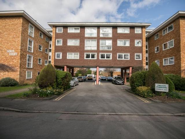 2 bedroom apartment to rent
