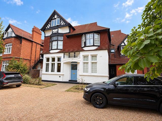 2 bedroom apartment to rent
