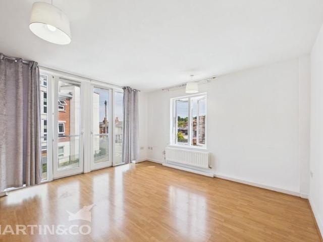 2 bedroom apartment to rent