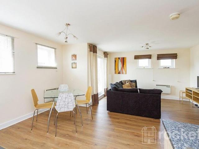 2 bedroom apartment to rent