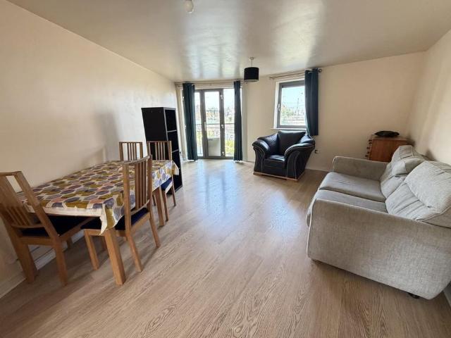 2 bedroom apartment to rent