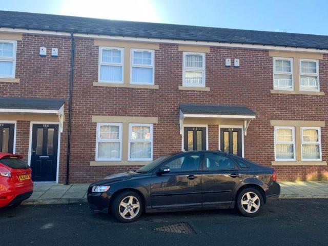 2 bedroom apartment to rent