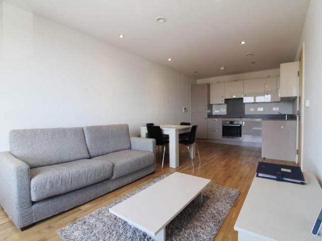 2 bedroom apartment to rent