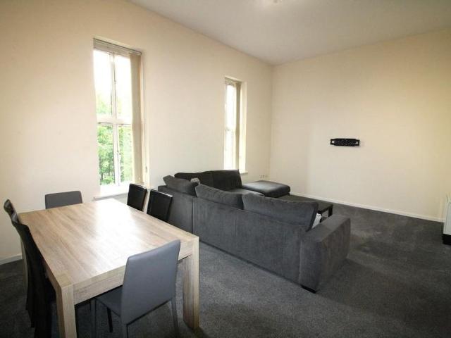 2 bedroom apartment to rent
