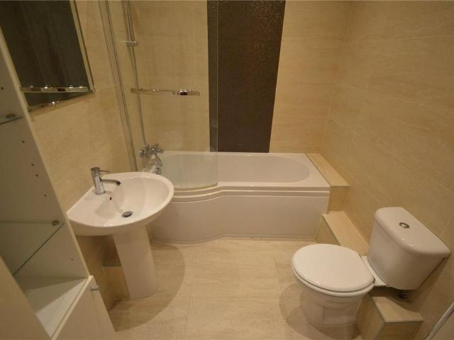 2 bedroom apartment to rent