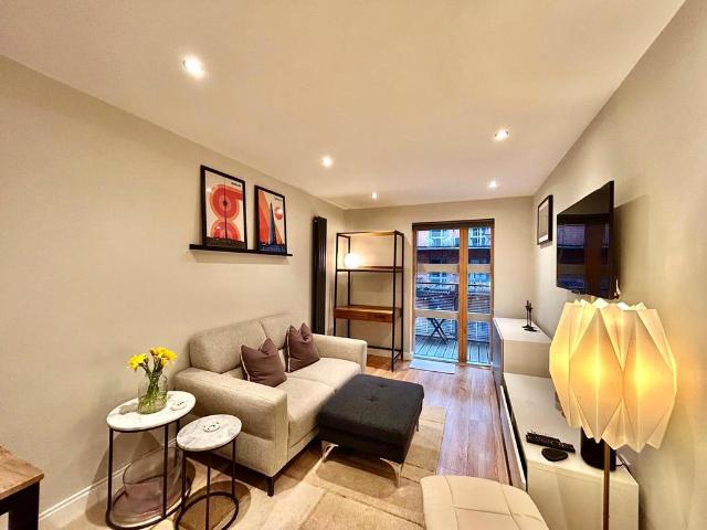 2 bedroom apartment to rent