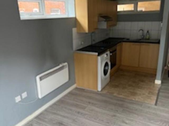 2 bedroom apartment to rent