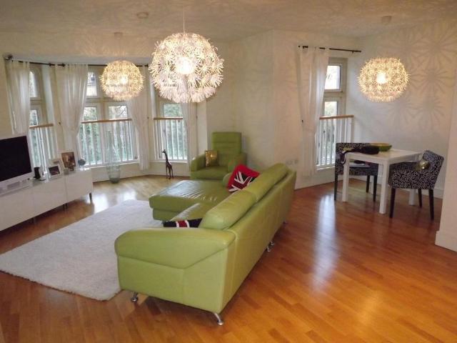 2 bedroom apartment to rent