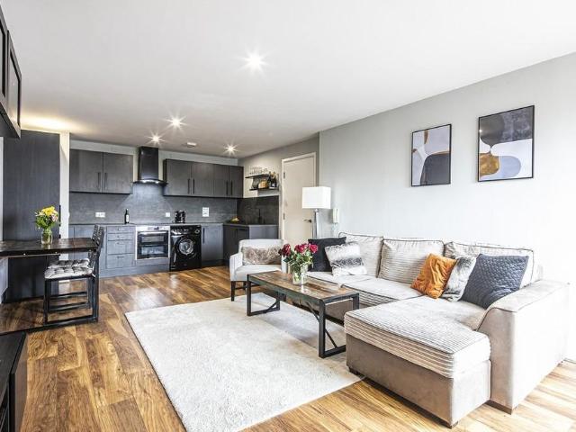 2 bedroom apartment to rent