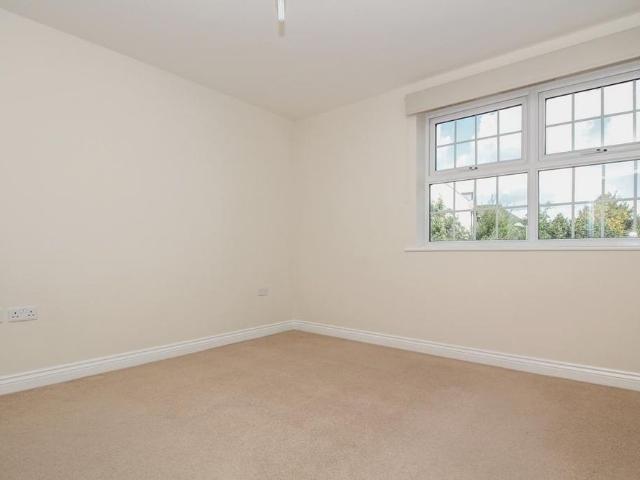 2 bedroom apartment to rent