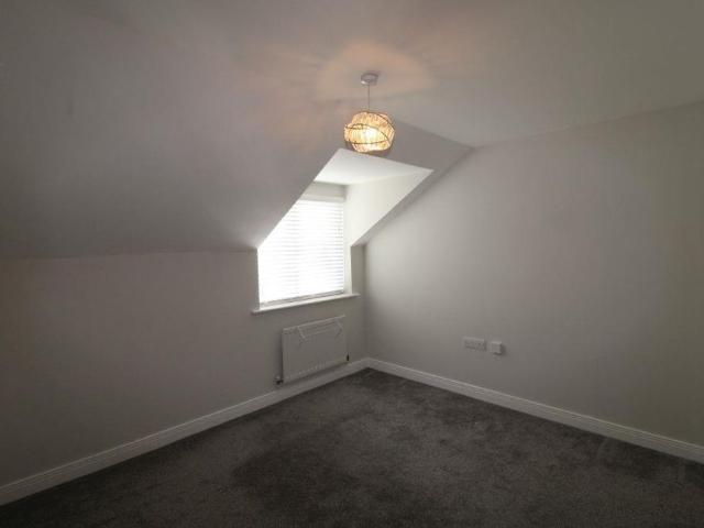 2 bedroom apartment to rent